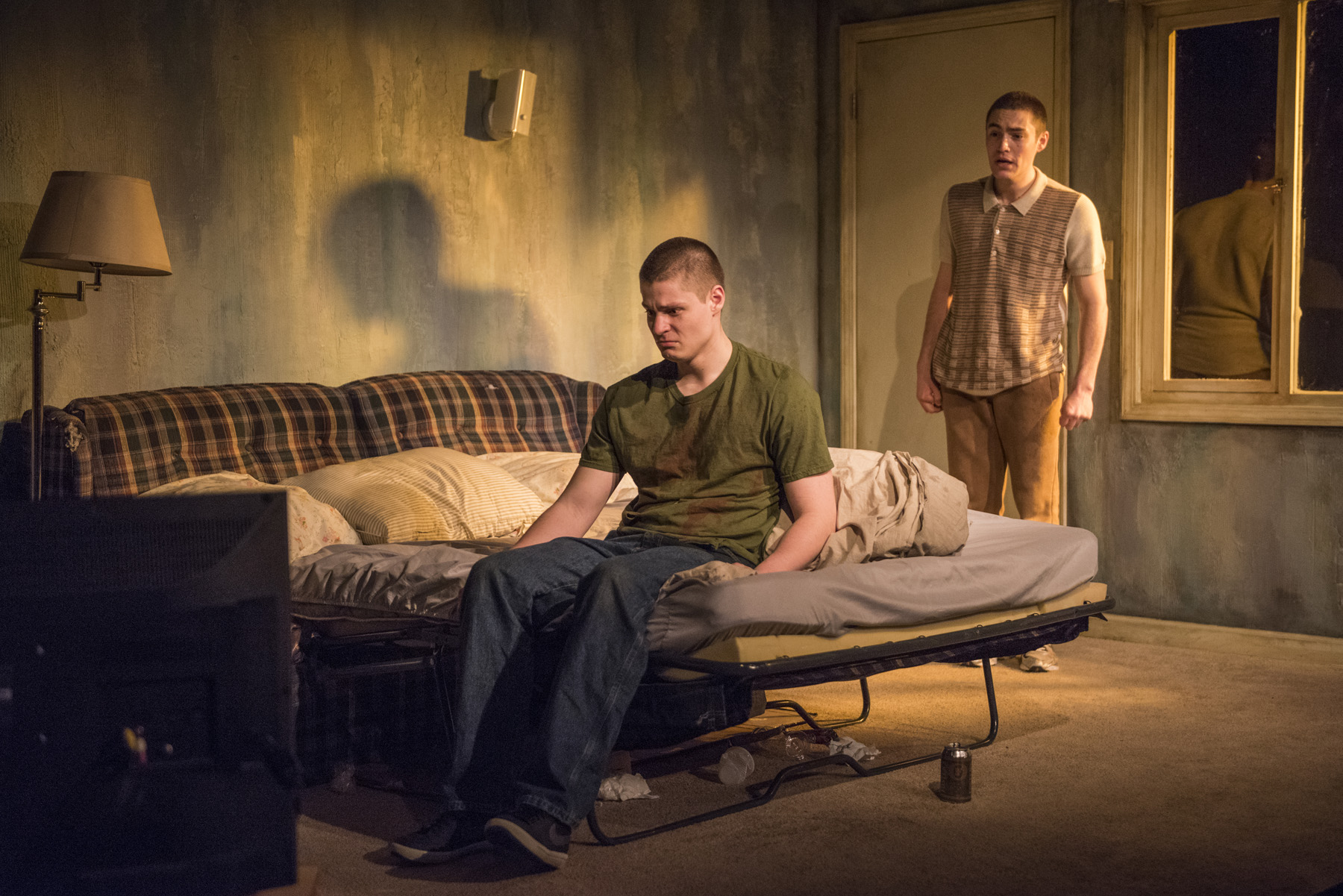 Theater Review: YEN (Raven Theatre in Chicago) - Stage and Cinema
